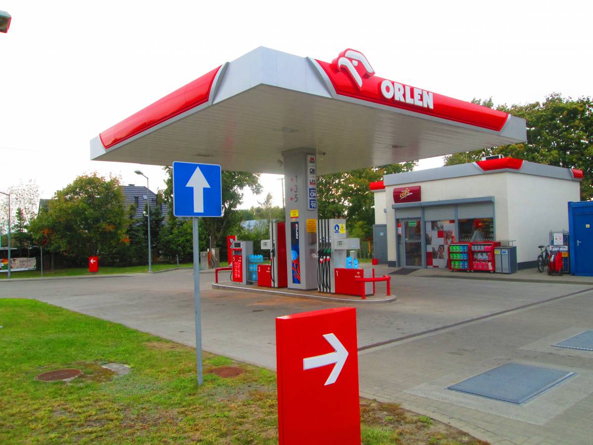 ORLEN Stacja Paliw Józefów 1298 - Szlak Green Velo